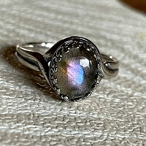 Purple Labradorite AG925 Ring / Strieborný prsteň s fialovým ...