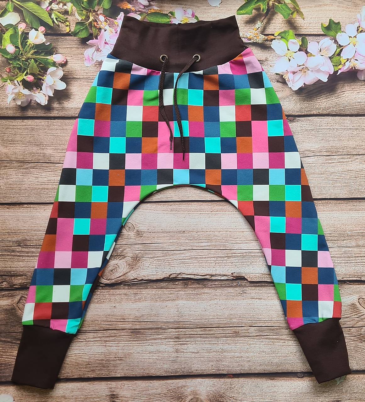 Tepláky - farebné kocky / JAart - SAShE.sk