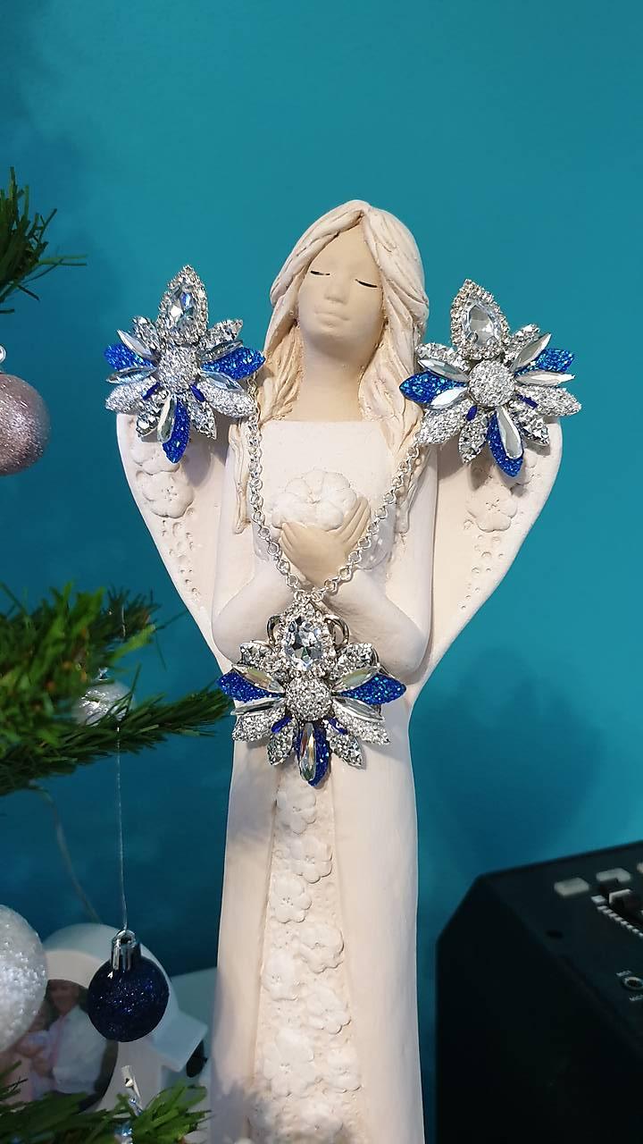 The universe / TinasHandmade - SAShE.sk