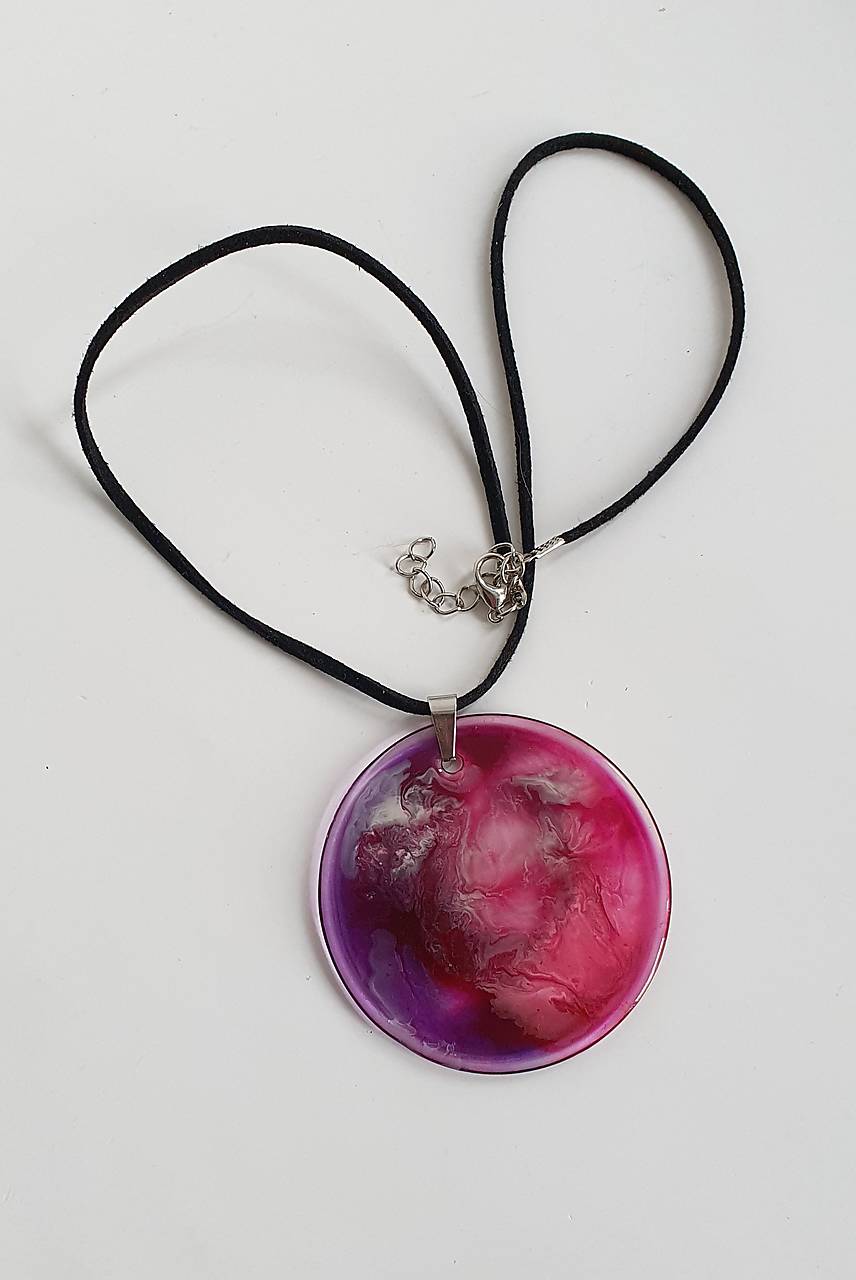 Sklenený prívesok ružový SEN / mrawcek - SAShE.sk