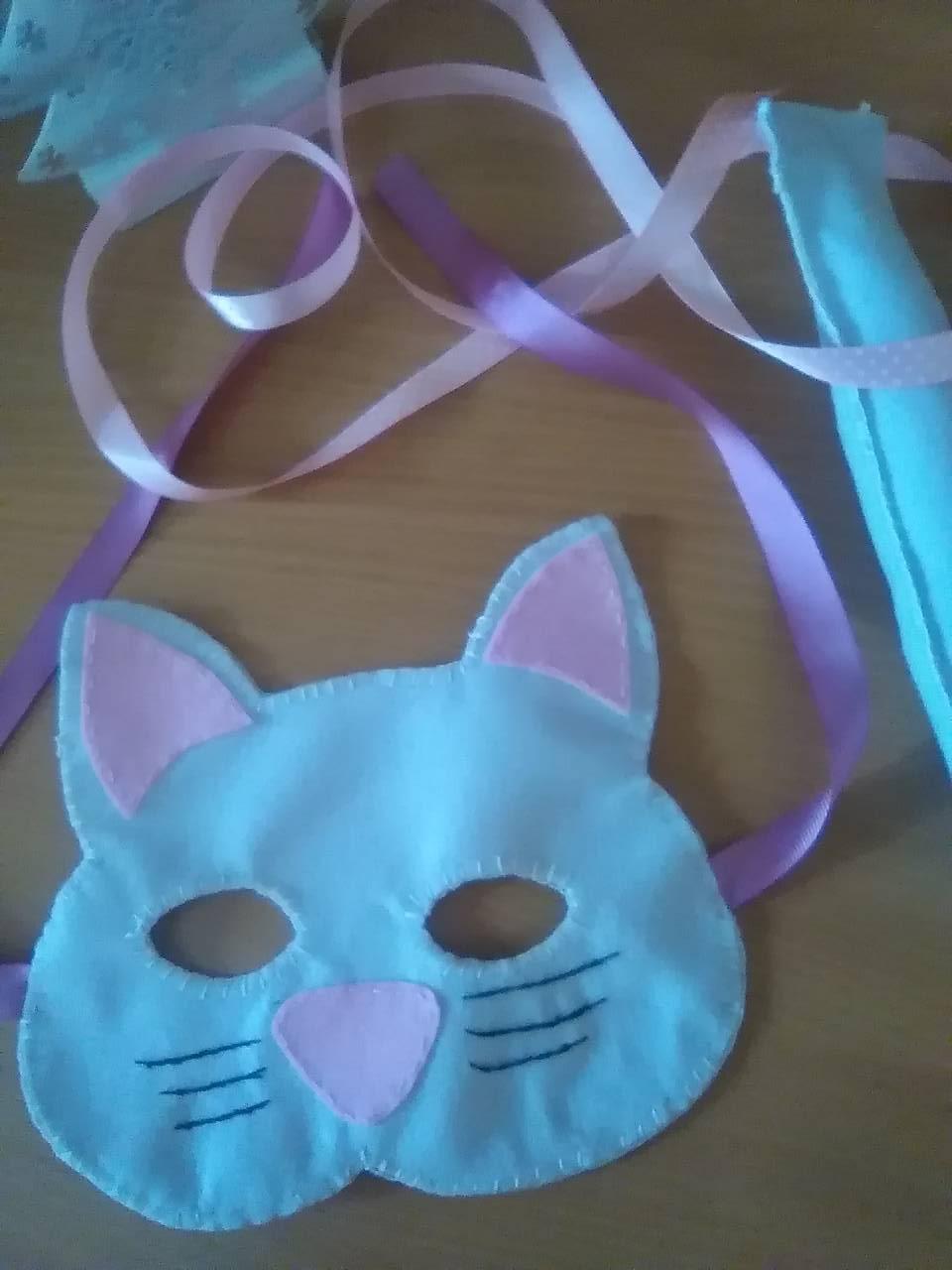 Karnevalová maska z filcu (Mačka s chvostom) / lydijjka - SAShE.sk