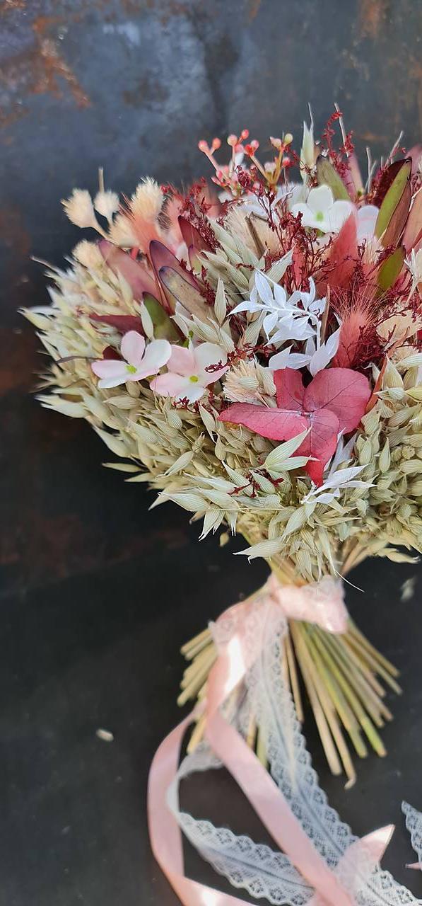 Sušená kytica Bohyňa / adrose - SAShE.sk