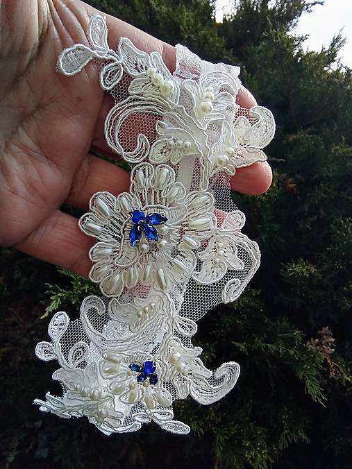 Svadobný podväzok Ivory + modré štrasové kamienky 6 / Tajanna - SAShE.sk