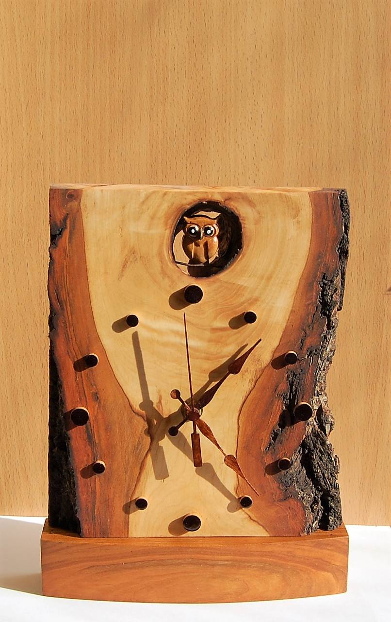 Stojace hodiny z dreva - V bútľavej lipe...:o) / DREWART - SAShE.sk