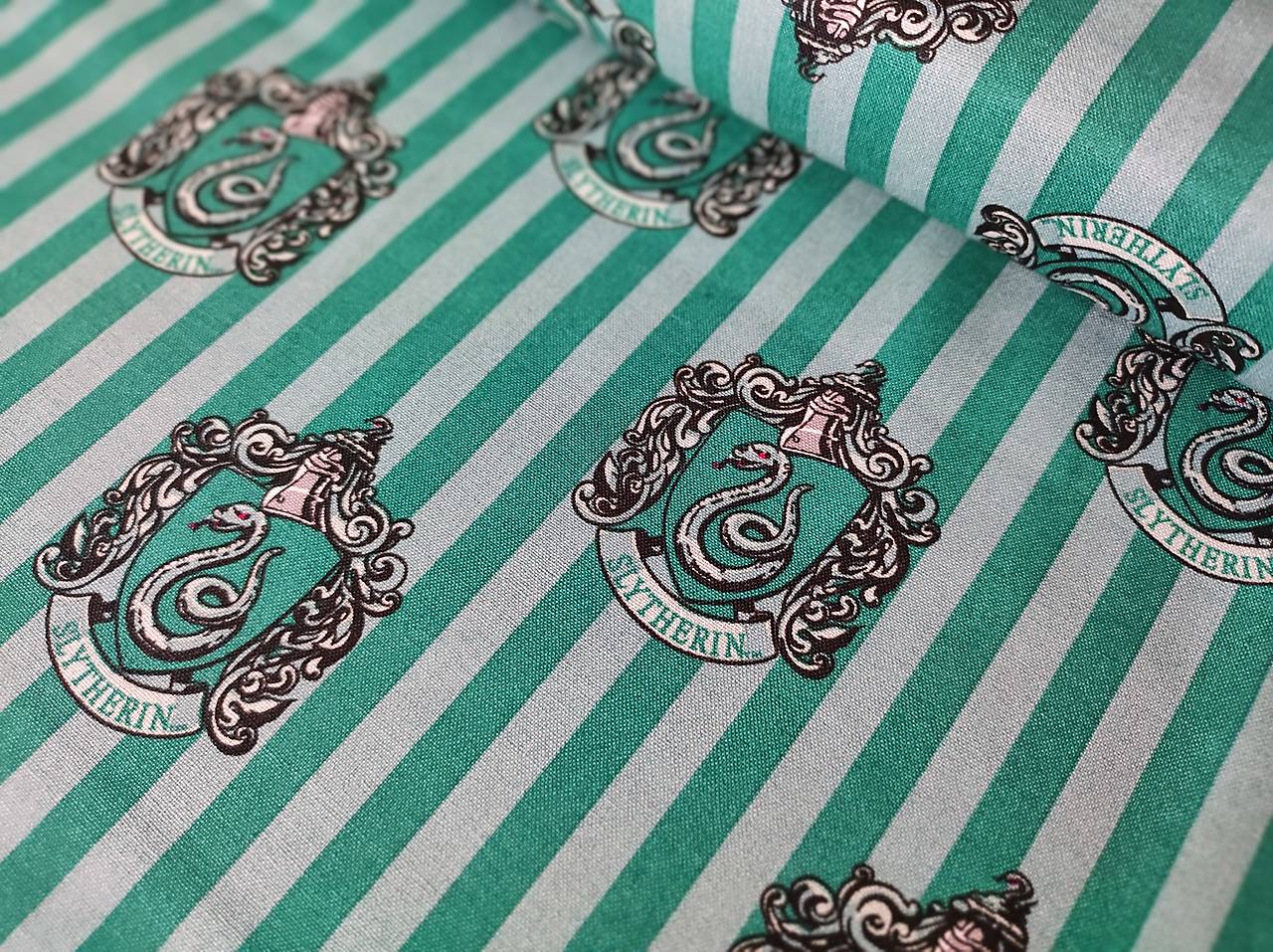 Bavlnená látka Harry Potter - Slytherin (Slizolin) / latkyusimito ...