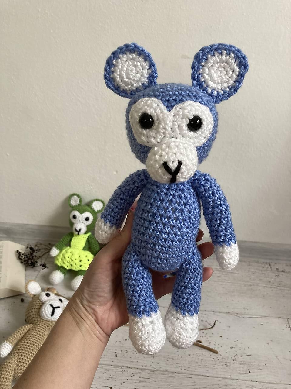 Háčkované opice / 5 farbieb/ (svetlo modrá výška cca 29 cm) / magda-mi ...
