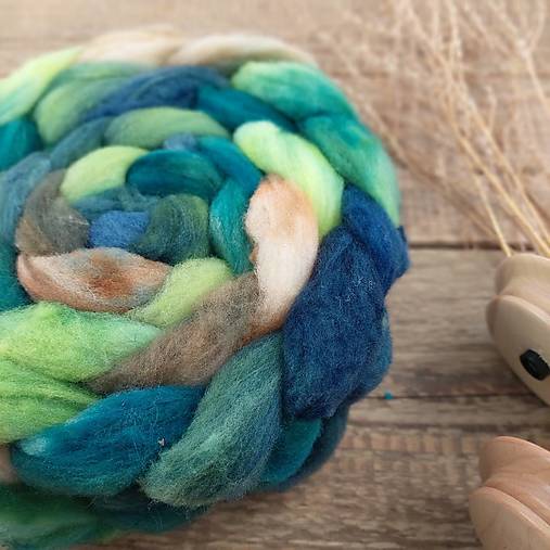 Zelená / modrá / hnedá - slovenský merino česanec / Woolento - SAShE.sk