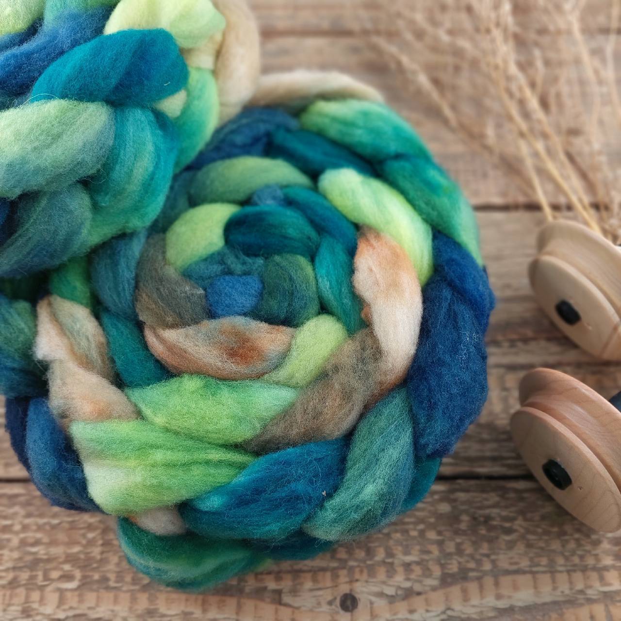 Zelená / modrá / hnedá - slovenský merino česanec / Woolento - SAShE.sk