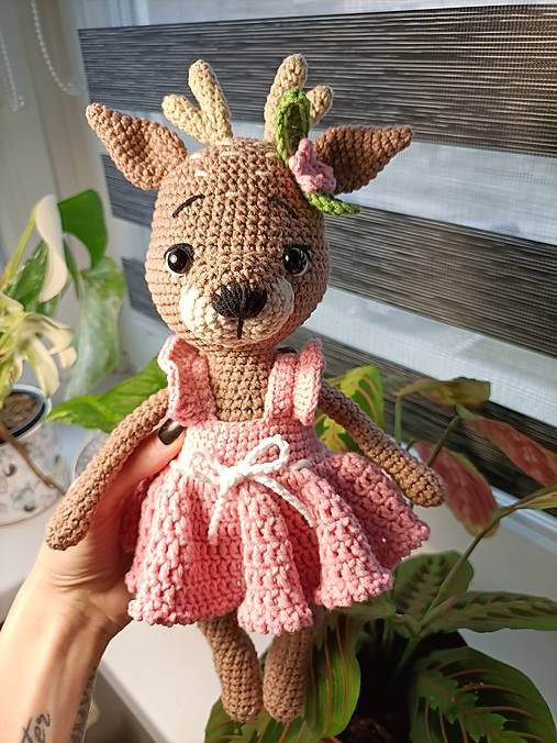Háčkovaná srnka / MimiMadeWithLove - SAShE.sk