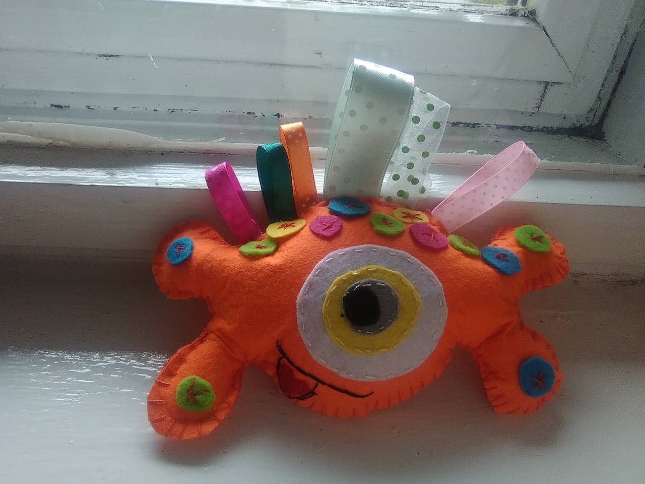 Hrkálka pre deti- monštrum, strašidielko, bubák, (Oranžová) / lydijjka ...