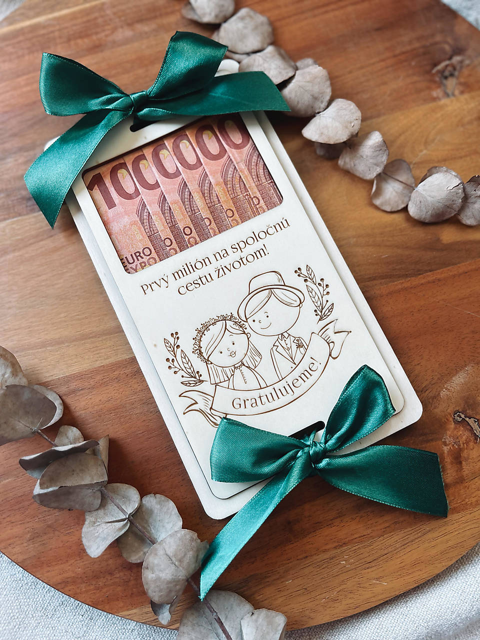Drevená obálka na peniaze - Prvý milión novomanželom / NoiArt - SAShE.sk