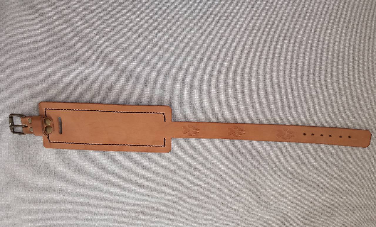 Kožený nátepník - stopa vlka / Mokos-Ali - SAShE.sk