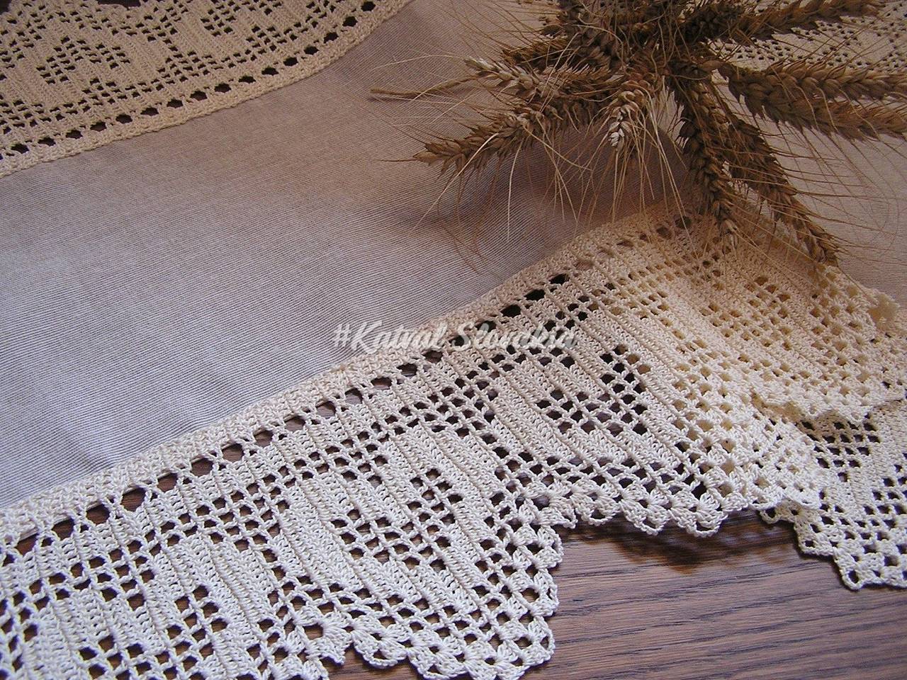 Krémová štóla so srdiečkovým okrajom 71 x 38 cm *** / katval - SAShE.sk