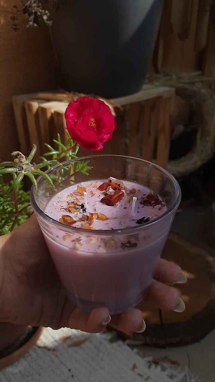 Letná romanca - sviečka z kokosového vosku / Amanitka - SAShE.sk