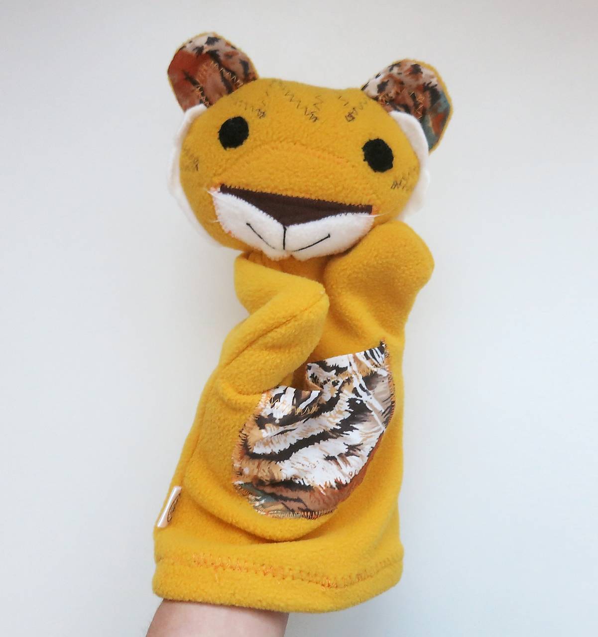 Maňuška tiger (so žltým kožúškom) / C-A-T - SAShE.sk