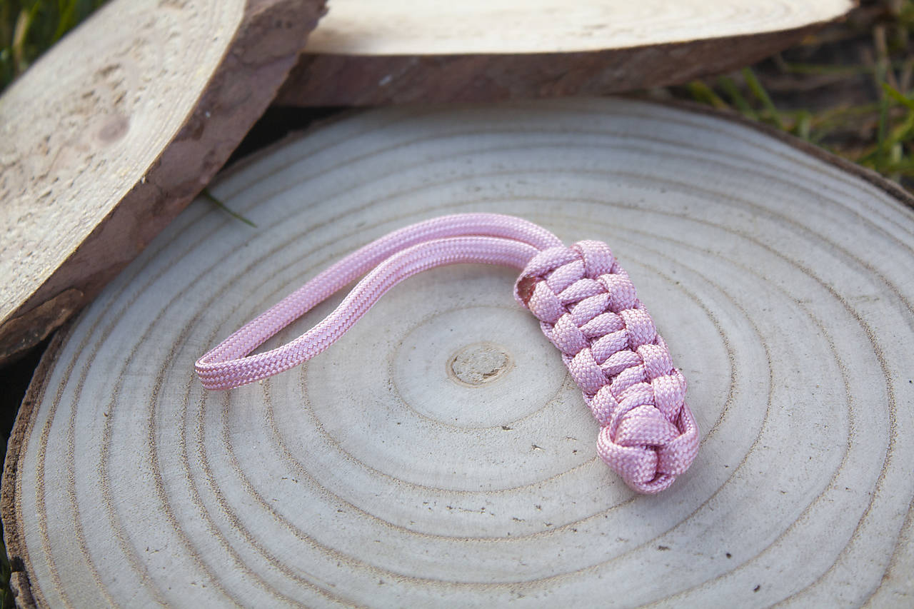 Prívesok na kľúče z paracordu - ružový / Rustikalna_labka - SAShE.sk