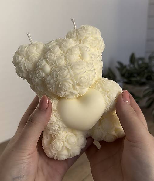 Macko z ruží veľký / Nubie_Candles - SAShE.sk