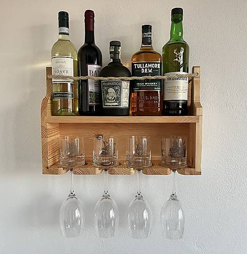 Drevená polica na víno/alkohol (POLICA) / AKdesign - SAShE.sk